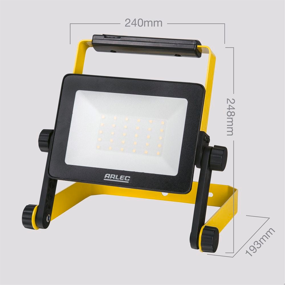 Arlec 30W 2400lm LED Portable Worklight with 360 Degree Swivel Hanging ...